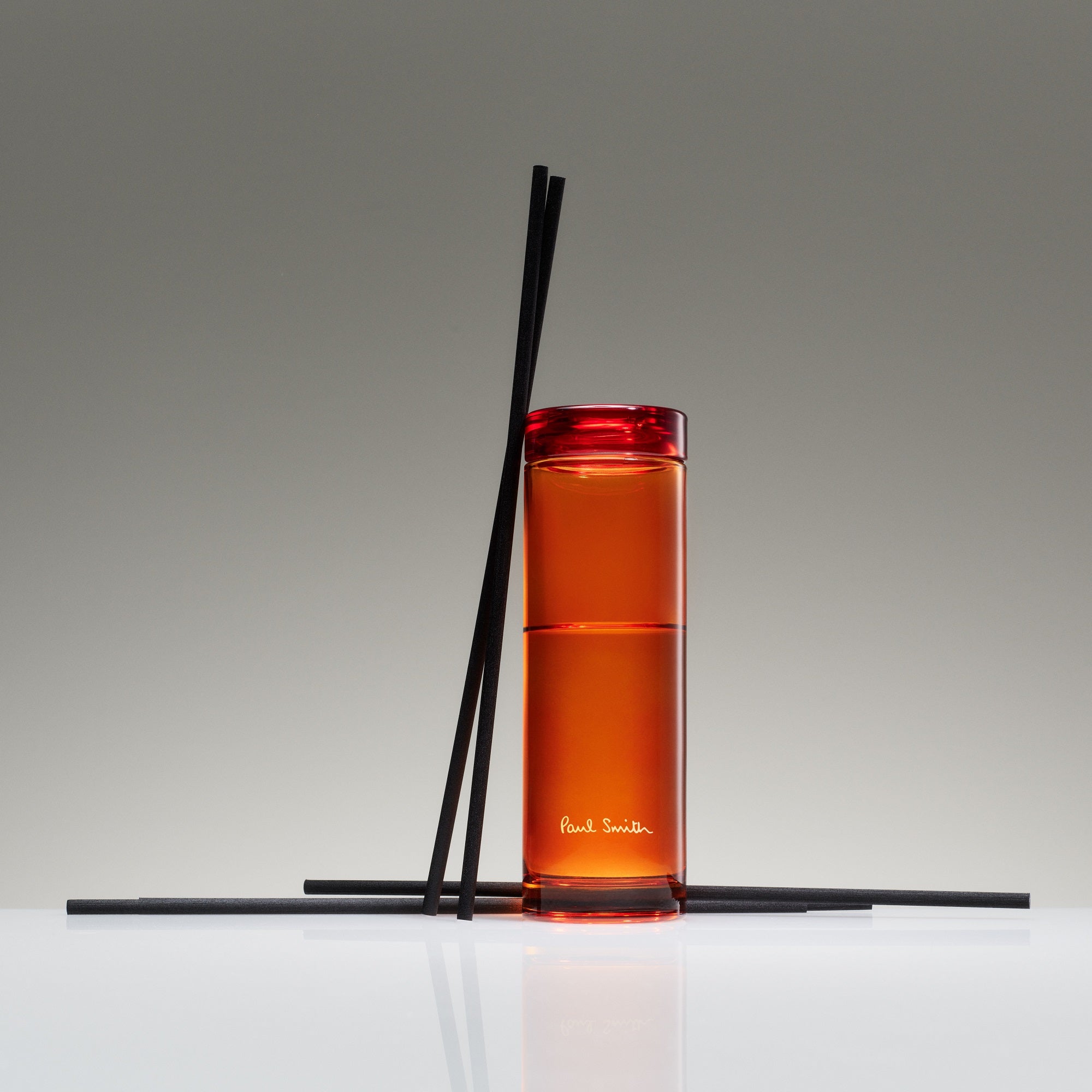 Paul Smith Bookworm Diffuser 250ml – The London Candle Store